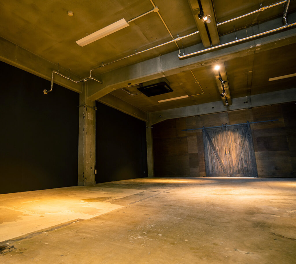 Studio HAKO【スタジオ ハコ】 神戸の大型 撮影＆レンタルスタジオ